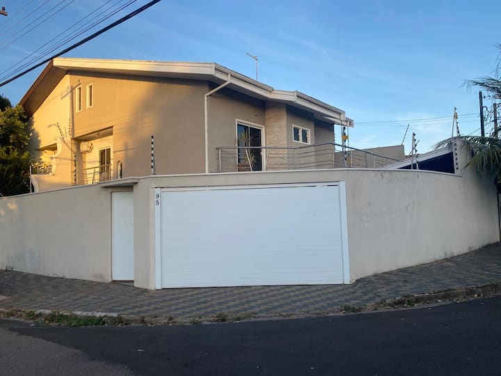 Casa Grande Em Americana - Americana