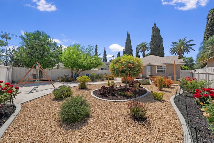 Backyard Oasis In The Woods Streets! Dwtn/cbu/rcc - Riverside, CA