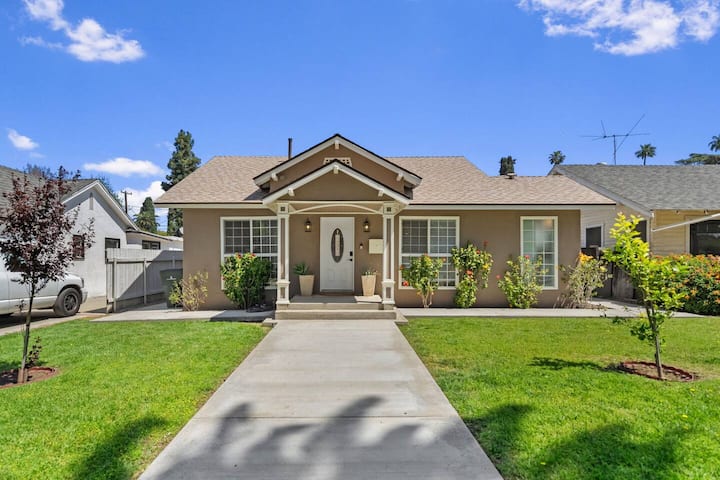 Backyard Oasis In The Woods Streets! Dwtn/cbu/rcc - Riverside, CA