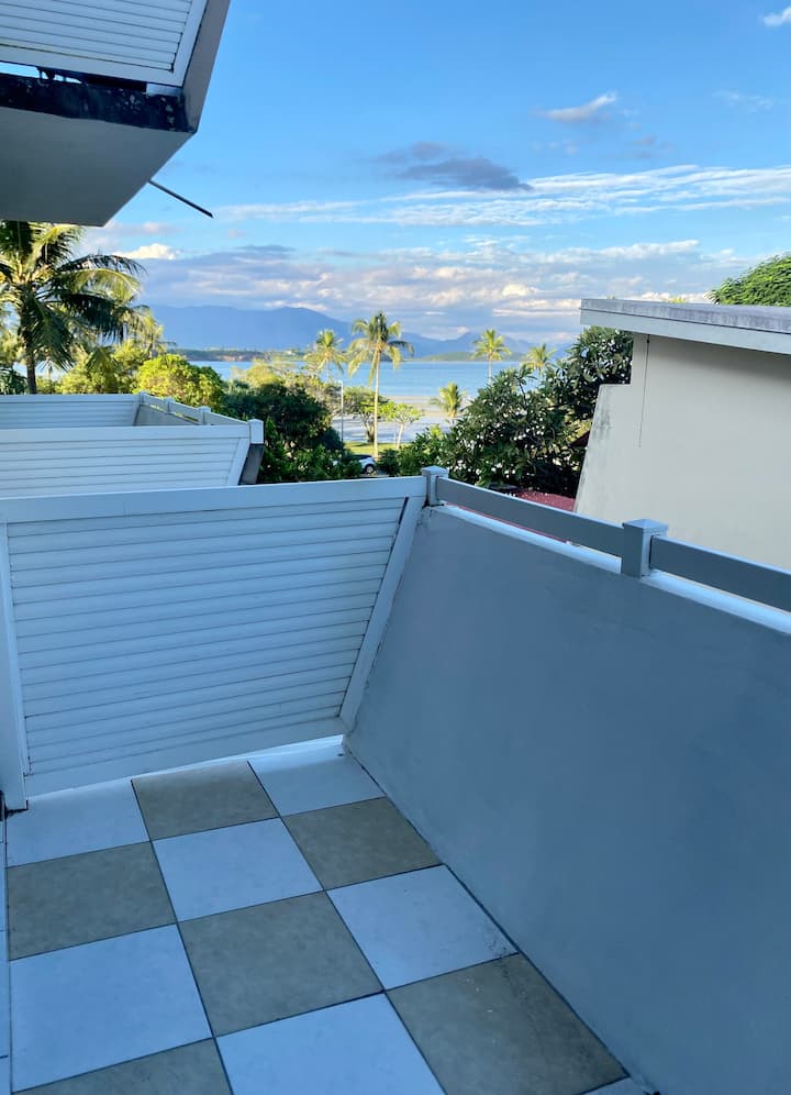 F2 Coquet - Vue Magenta Plage - Nouméa