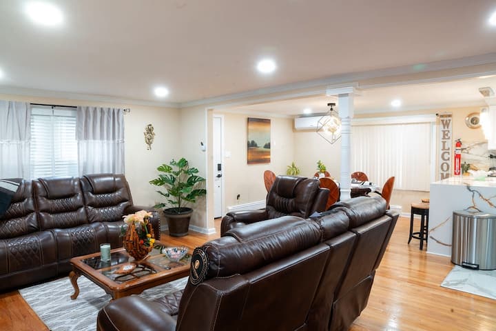 Luxurious Getaway In Muhlenberg - Reading, PA