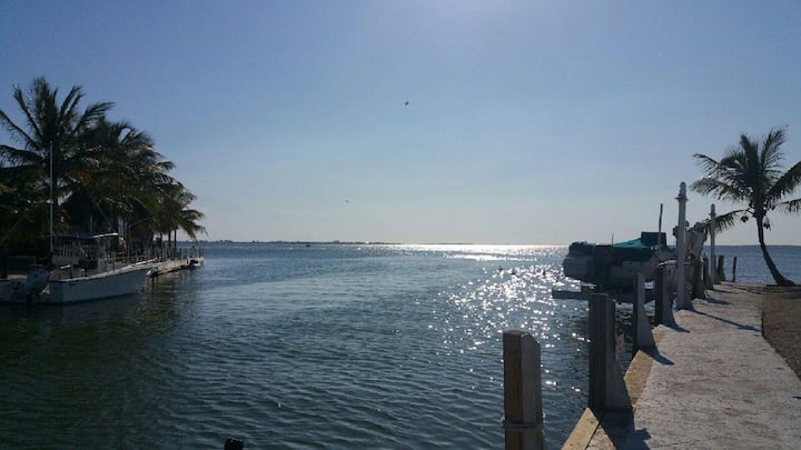 Tiny Home Near The Sea - Key Largo, FL