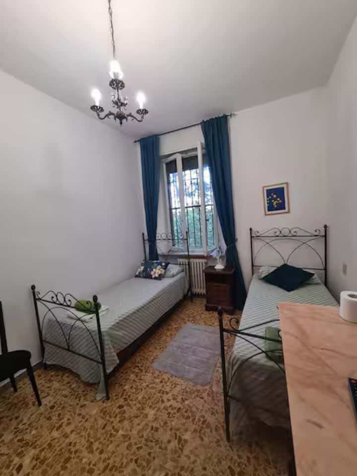 Letto 2 - Camera Gubbio - Perugia