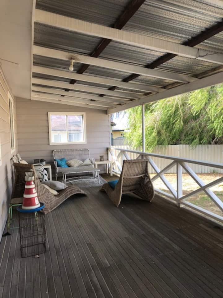 Little Islands Beach Shack - Jurien Bay