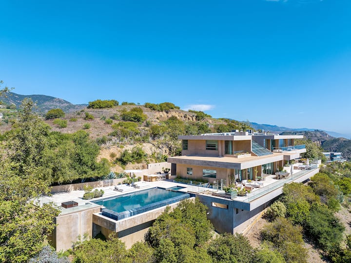 Malibu's Best Ocean View Oasis - Point Dume, CA