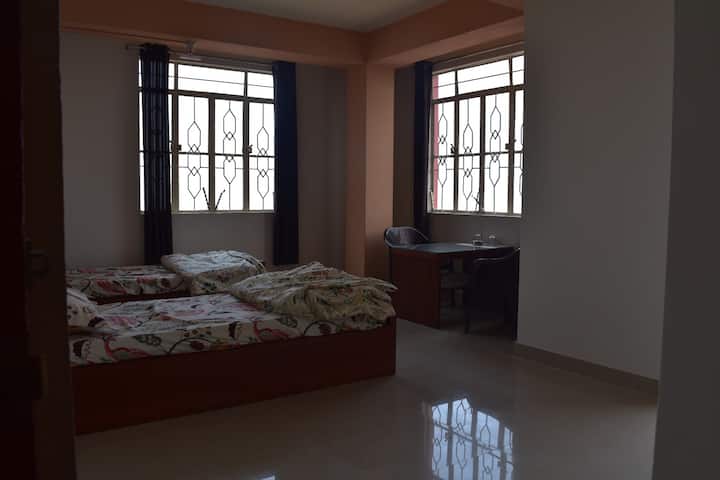 5 Rooms On Second Floor - Shillong