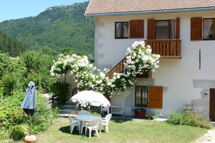 Gîte De Passières Vercors
Les Vacances Au Naturel! - Chichilianne