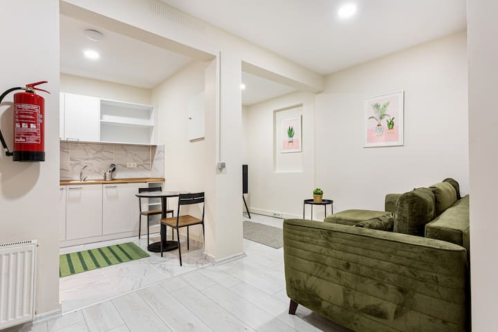 Karaköy, 2 Br, Safe And Quiet - Karaköy