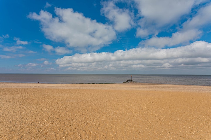 Ocean Drive On The Beach Heacham - Old Hunstanton