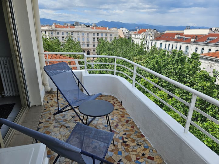 Antibes Centre Le Carré D'or Le Plazza 3p - Juan les Pins