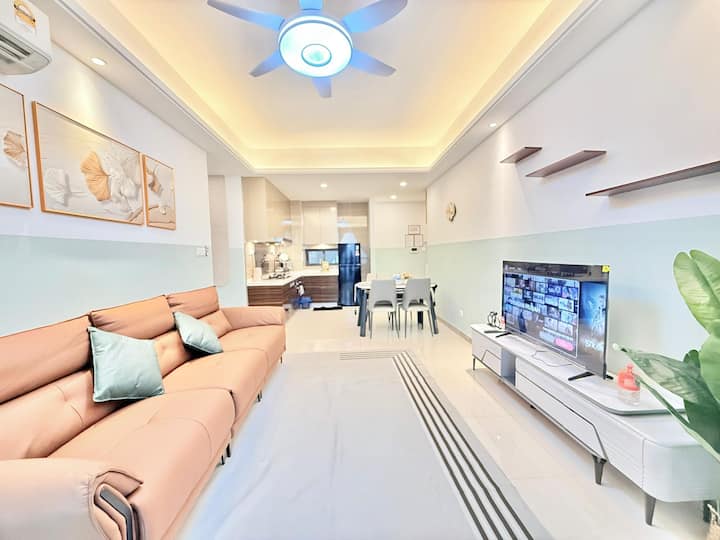 R&f 2b2b Room With Seaview By Xin An - Woodlands