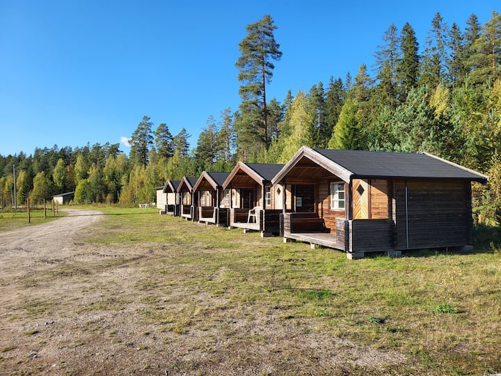 Simpel Stuga För öVernattning - Sandviken