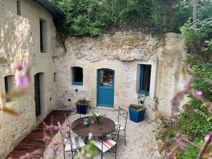 Le Troglodyte Mignon De Lavardin - Loir-et-Cher
