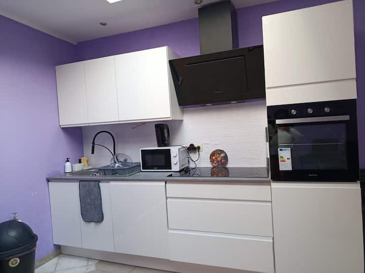 Le Petit Tagidor - 5 Suites - 2 Cuisines - 5 Sdb - Charleroi