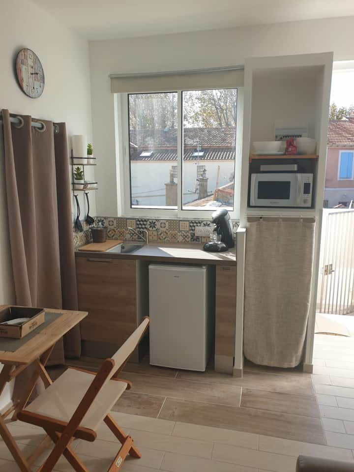 Tiny Studio Tout Equipé - Salin de Giraud