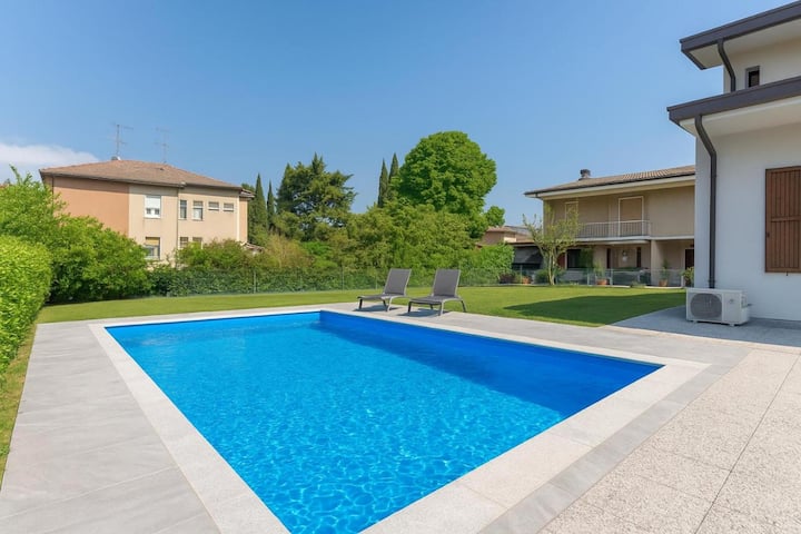 Villa F.a.m. Con Piscina Privata - Padenghe sul Garda
