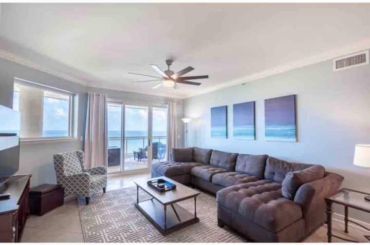 Panoramic Oceanview Penthouse Luxury Beach Condo - Daytona Beach, FL