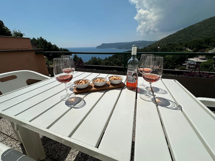 Terrazza Vista Mare E Posto Auto - Finale Ligure