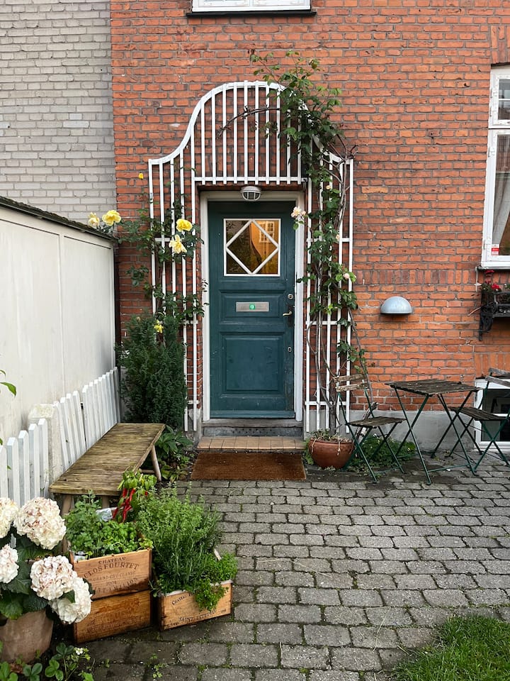 Byhus På 5 Etager På ØSterbro - Copenhagen