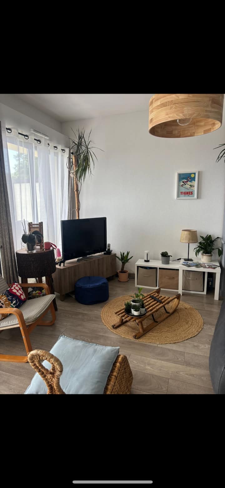 Logement Domaine Du Golf, Charade, Au Calme - Lac d'Aydat