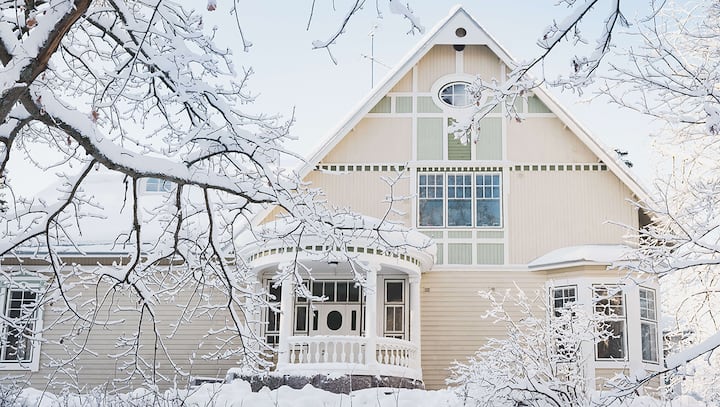 Charming Villa Apartment - エスポー