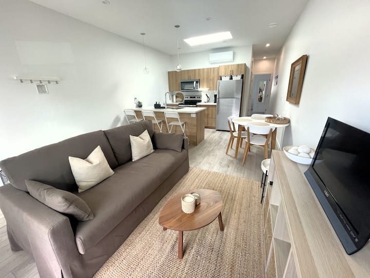 Modern Scandinavian Retreat - Kelowna