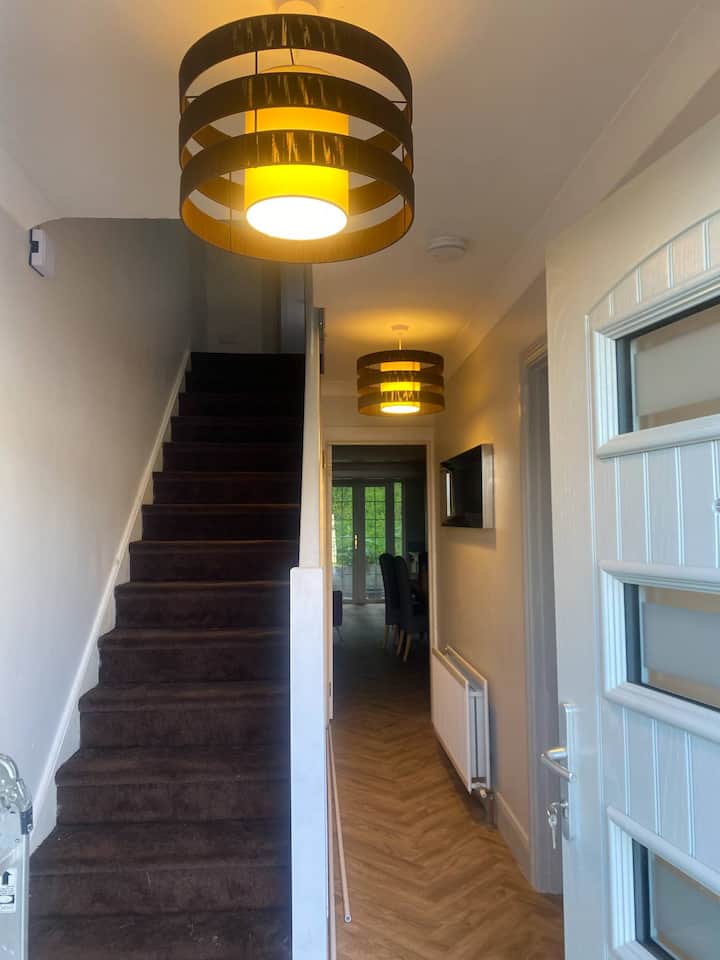 Letterkenny 
3 Bed Townhouse Beside Lk Hospital - Letterkenny