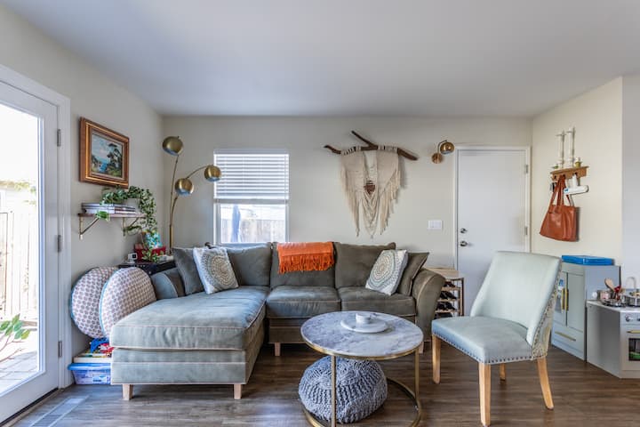Downtown Wine Country Home - Sebastopol, CA