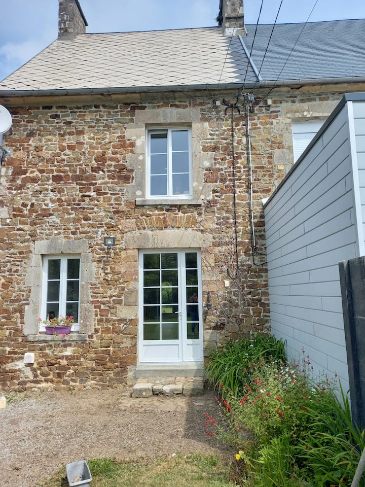 Jolie Maison De Campagne Calme - Doville