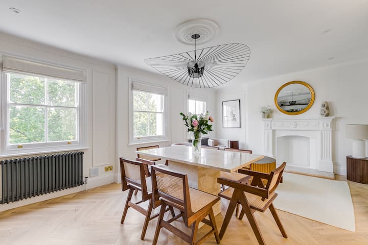 Stylish Chelsea 2br Apt • Big Rooftop • Gardenview - Fulham