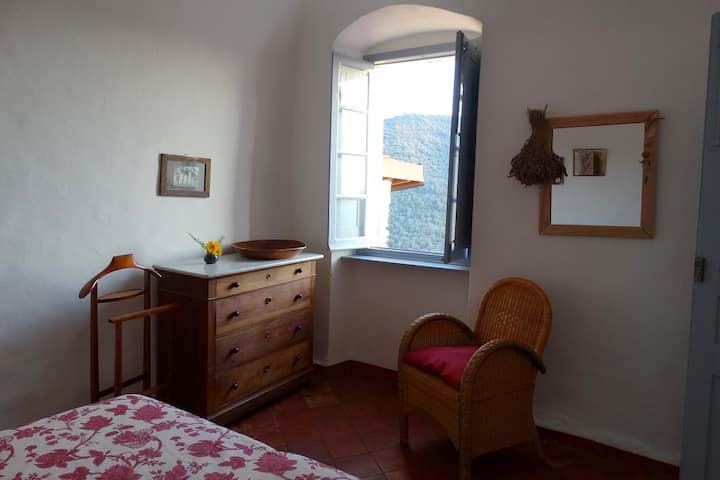 Spaziosa Suite In Un'antica Casa In Pietra - Dolcedo