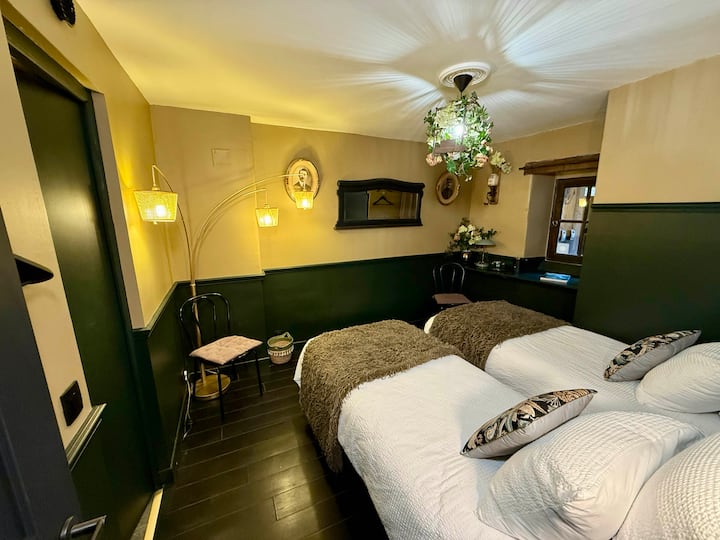 Chambre 2 Lits Deluxe Avec Sdb - Saint-Guilhem-le-Désert