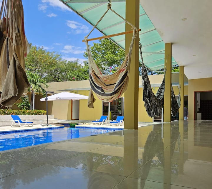 Casa Girardot, Piscina, Jacuzzi, Parking, Wifi Bbq - Ricaurte