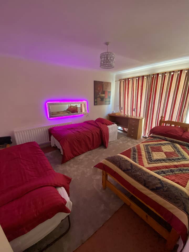 Stylish Room In Chatham - チャタム