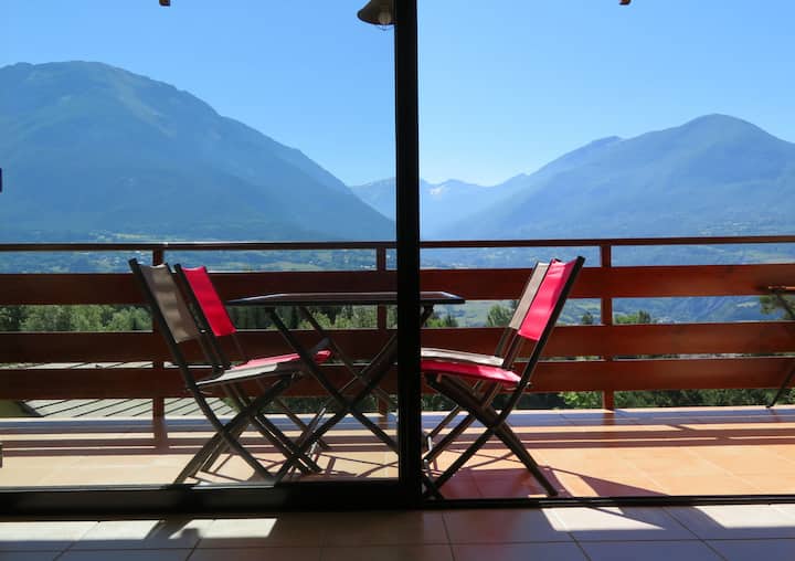 Appart. T3 2 Chambres Vue Exceptionnelle, Prox Lac - Embrun
