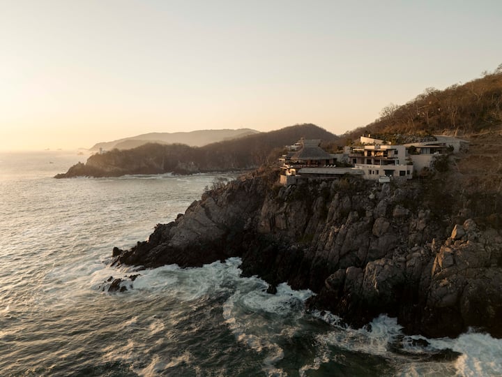 Casa Yuri. Residencia De Lujo. - Zihuatanejo