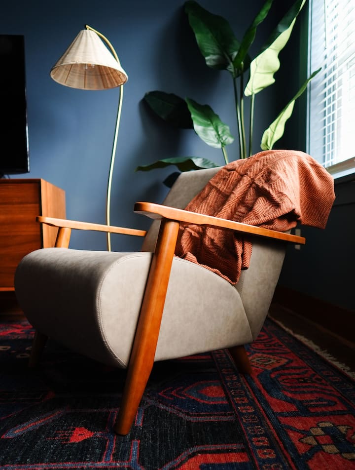 2br Apt Downtown Valpo - Ev Charging - Valparaiso, IN