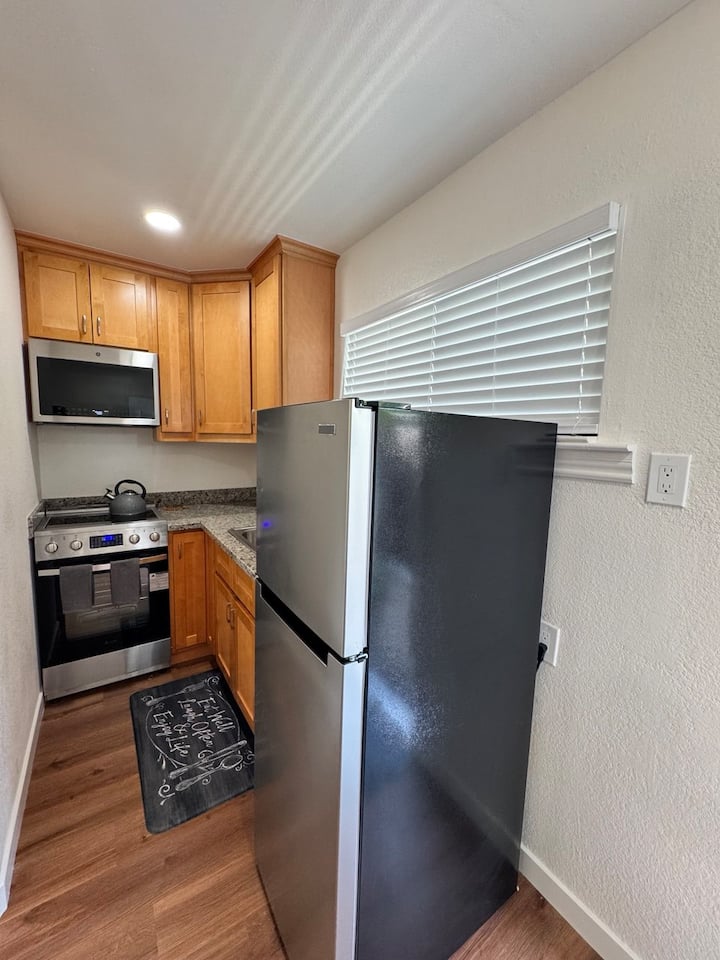 A Delightful One Bedroom Studio - San Jose, CA