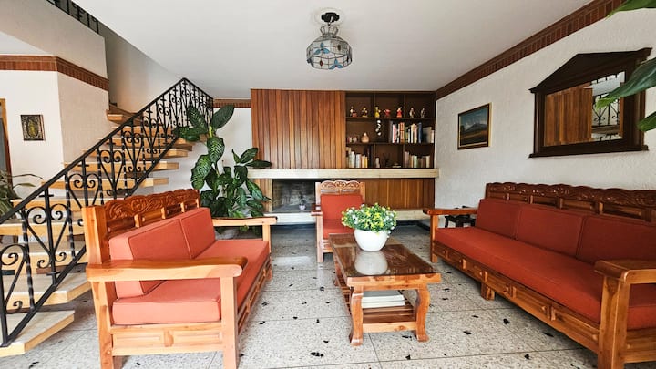 Casa Colonial En El Corazón Del Centro Histórico - Cuernavaca