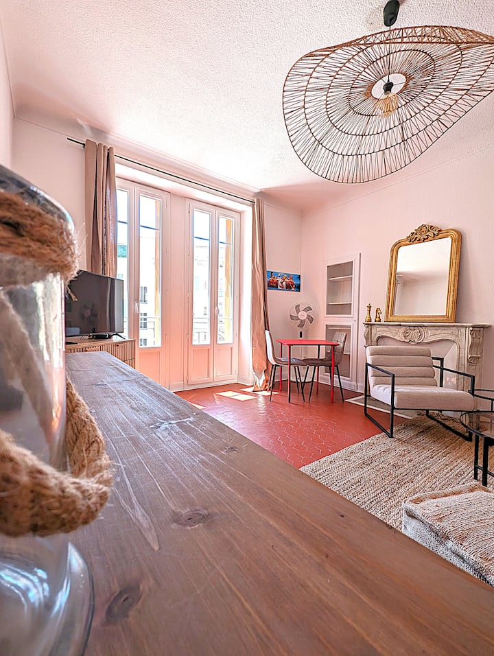 Appartement Lumineux Avec Balcon - Nice