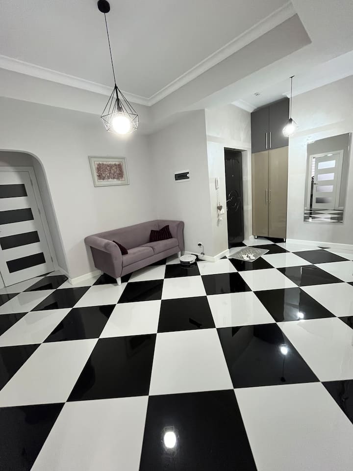 Central Luxe 2br - Moldávia