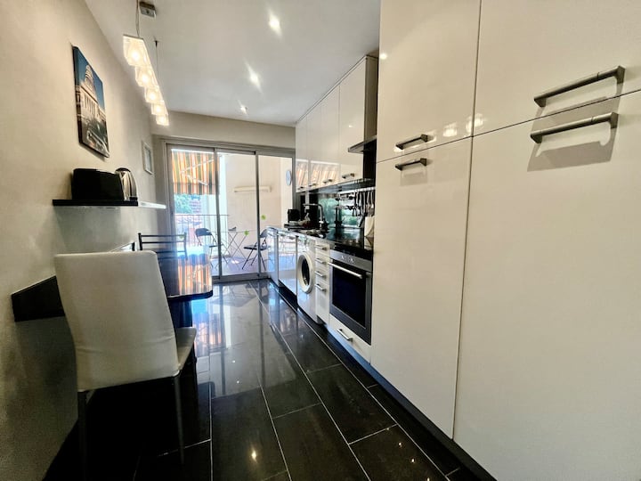 Grand 3p - Terrasse + Parking. Centre Ville Denice - Beaulieu-sur-Mer