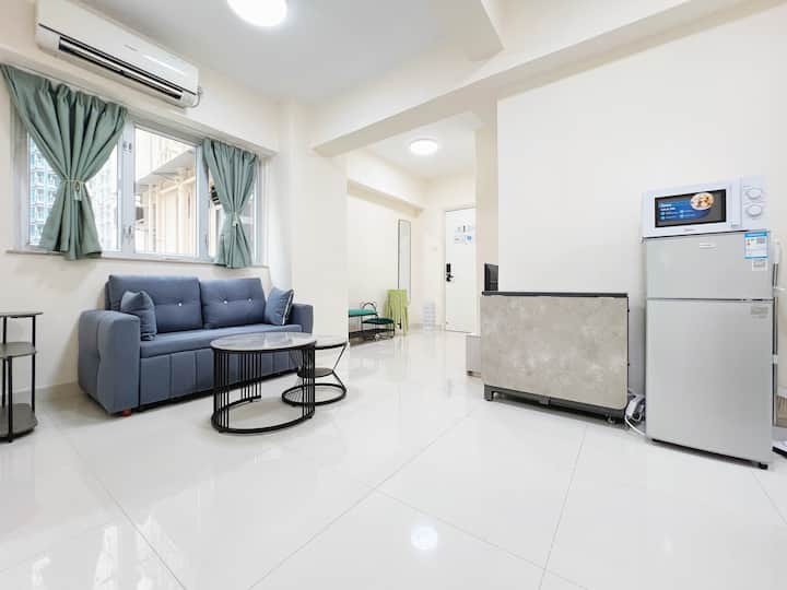 Window Comfort 2 Br @3mins Wanchai Mtr, Hkcec - Wan Chai