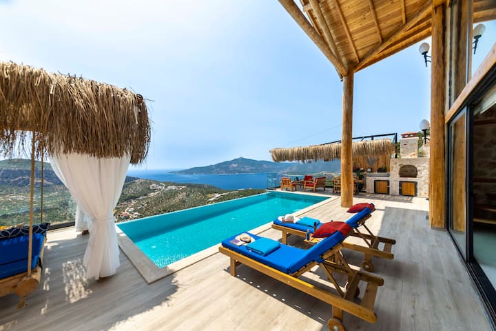 Sea View Honeymoon Villa With Private Pool In Kaş - Kalkan
