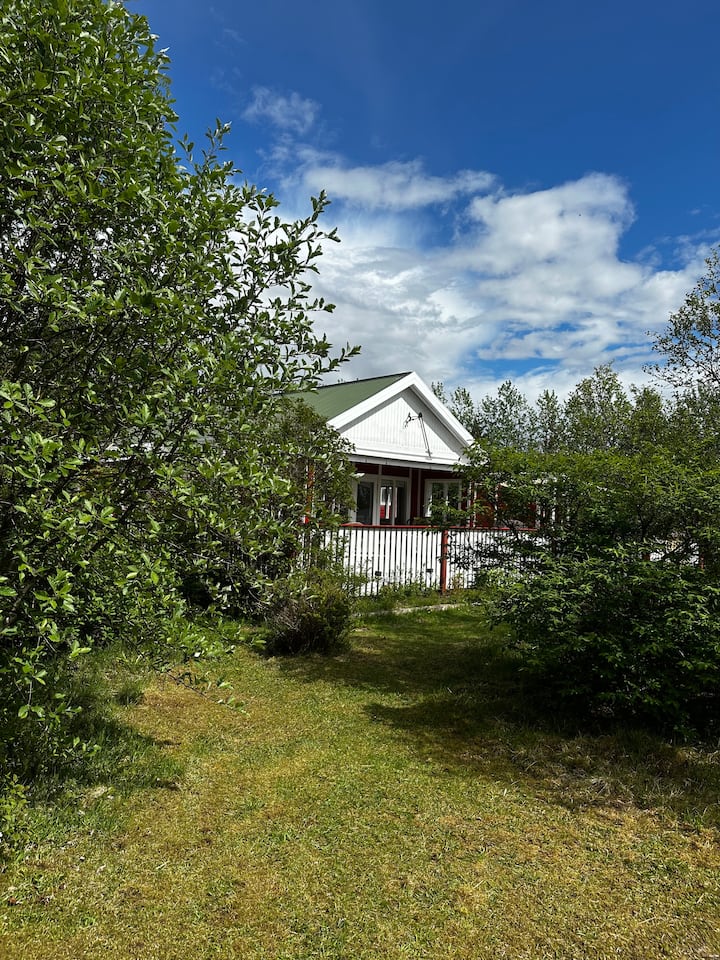 Family House In Hólavegur - Enjoy Iceland Nature - Islândia