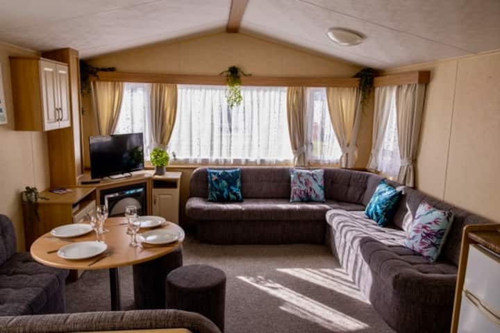 Static Seaside Holiday Home - Caister-on-Sea