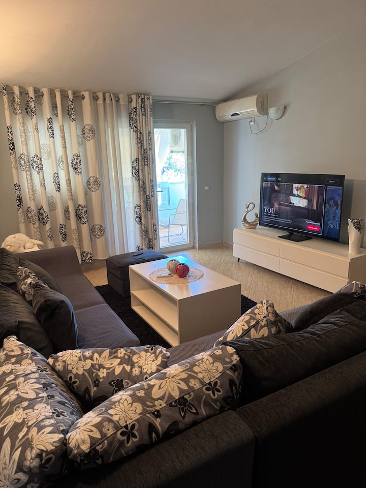Ferienwohnung In Golem-albanien, 200m Zum Strand - Qerret