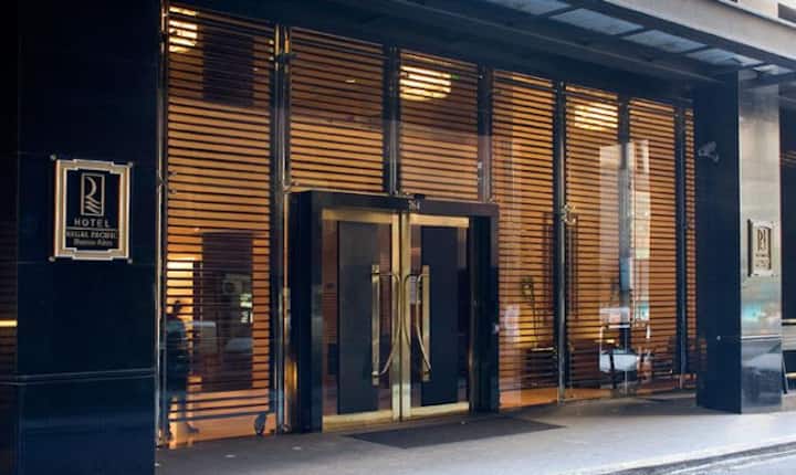 Hotel Regal Pacific Hab Familiar/grupo - Buenos Aires