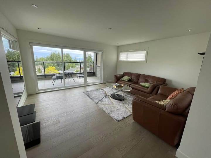 Spacious 4br Getaway- Perfect For Families - Nanaimo