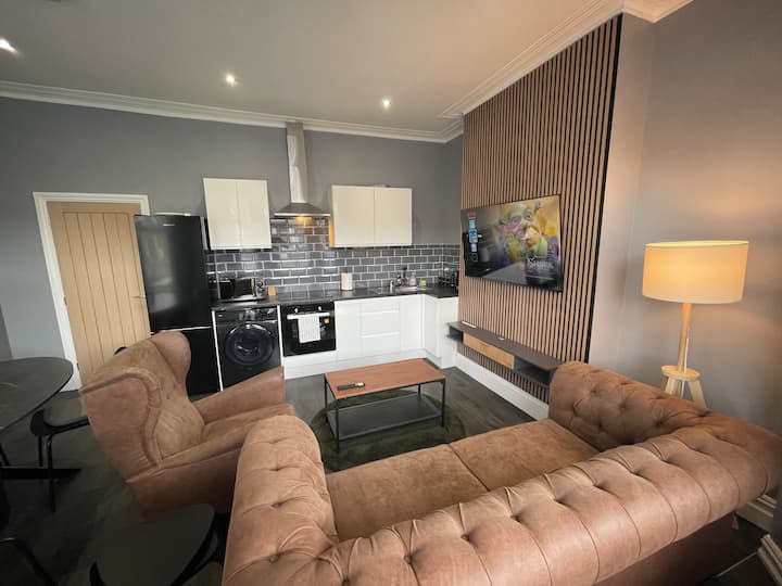 Beautiful Flat In Prime Location - Cardiff
